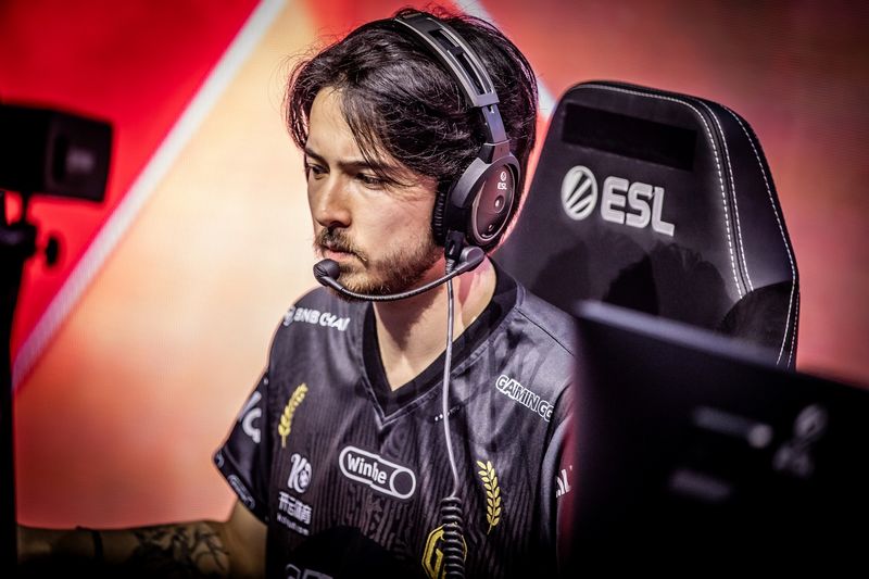 Девушка dyrachyo: «TOfu — лицемер. Вот небольшой такой факт» - Legalbet.gg