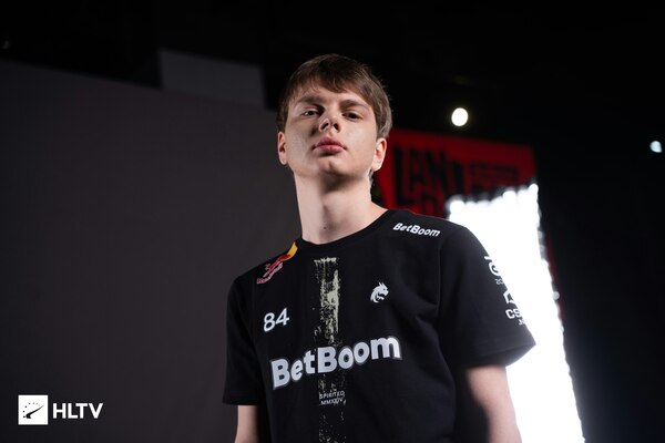 Kyousuke: «Я похож на donk процентов на 70%» - Legalbet.gg